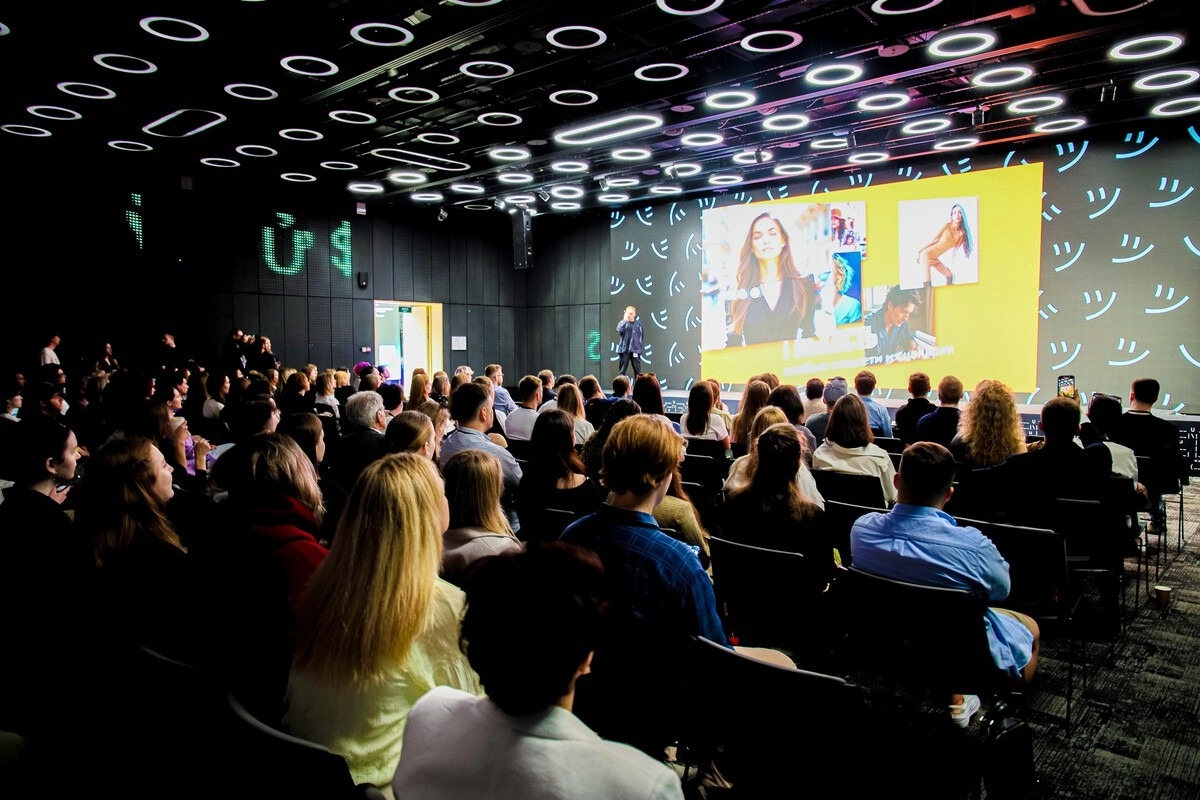 SM Network 2025: ИИ, креатив и сделки на кончиках пальцев